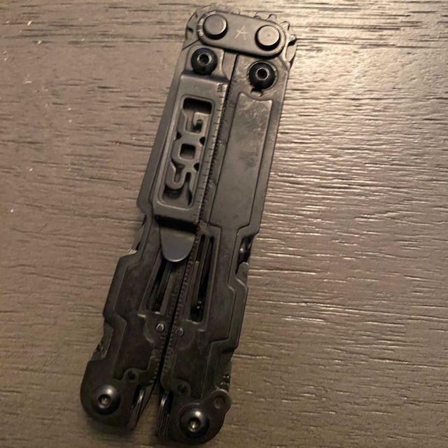 SOG Knives | Guidefitter