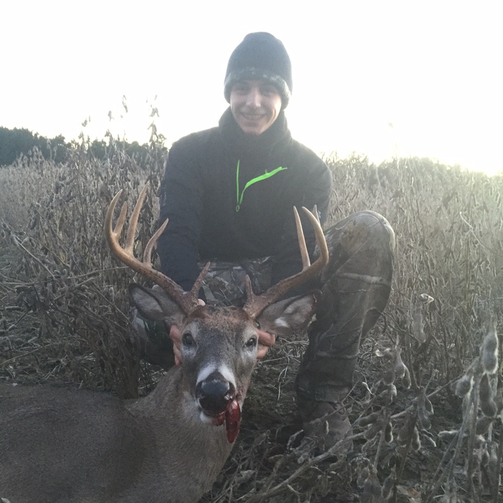 Whitetail Deer Hunting in Virginia | Southampton Outfitters